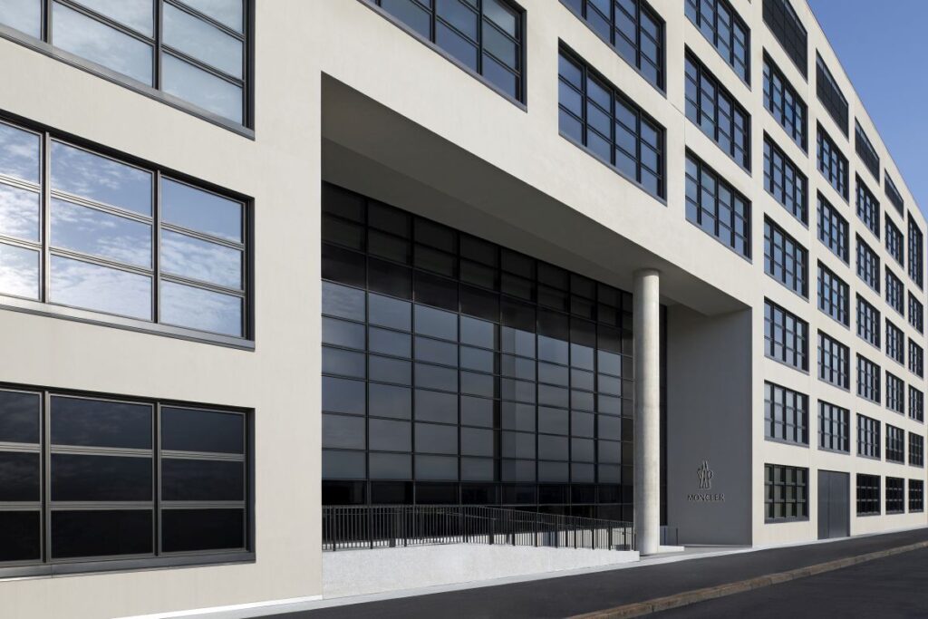 Nuovo quartier generale di Moncler a Milano